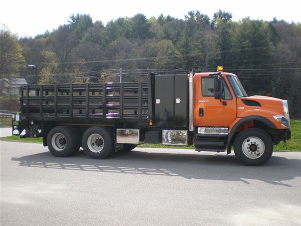 Stake / Platform Truck Bodies